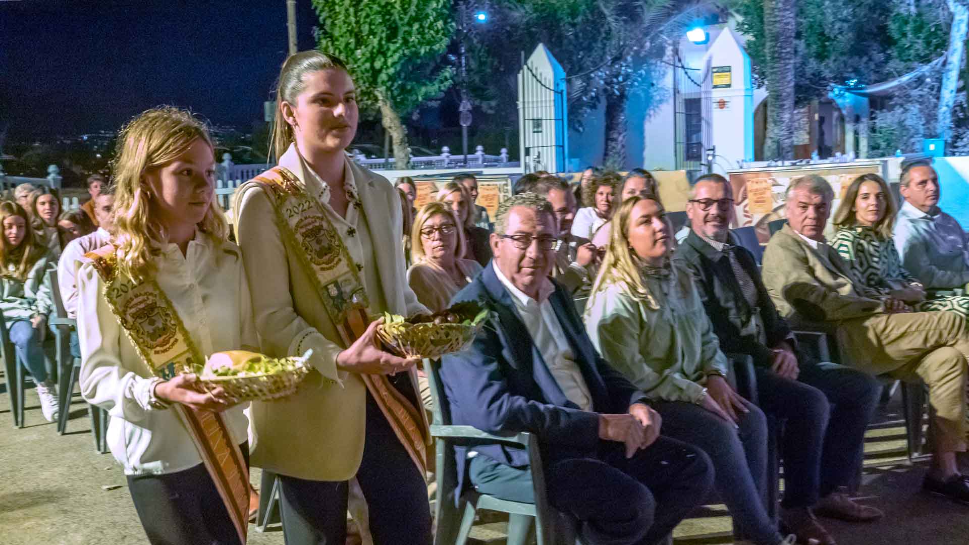 Benidorm rinde homenaje a la Mare de Déu de Roser - Diario de Alicante