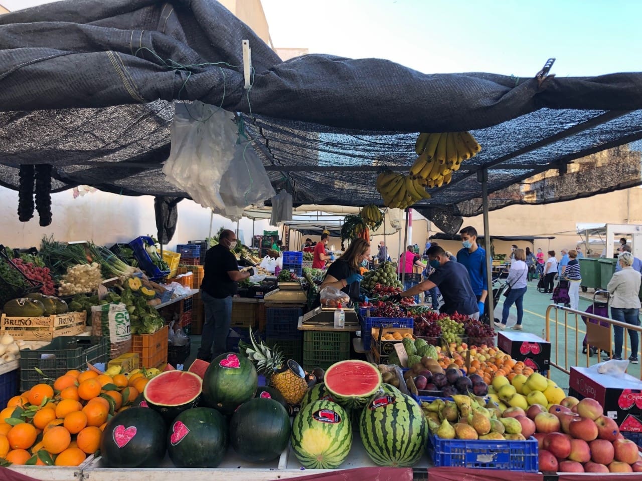 El mercadillo de San Vicente y el de Moros y Cristianos compartirán ...