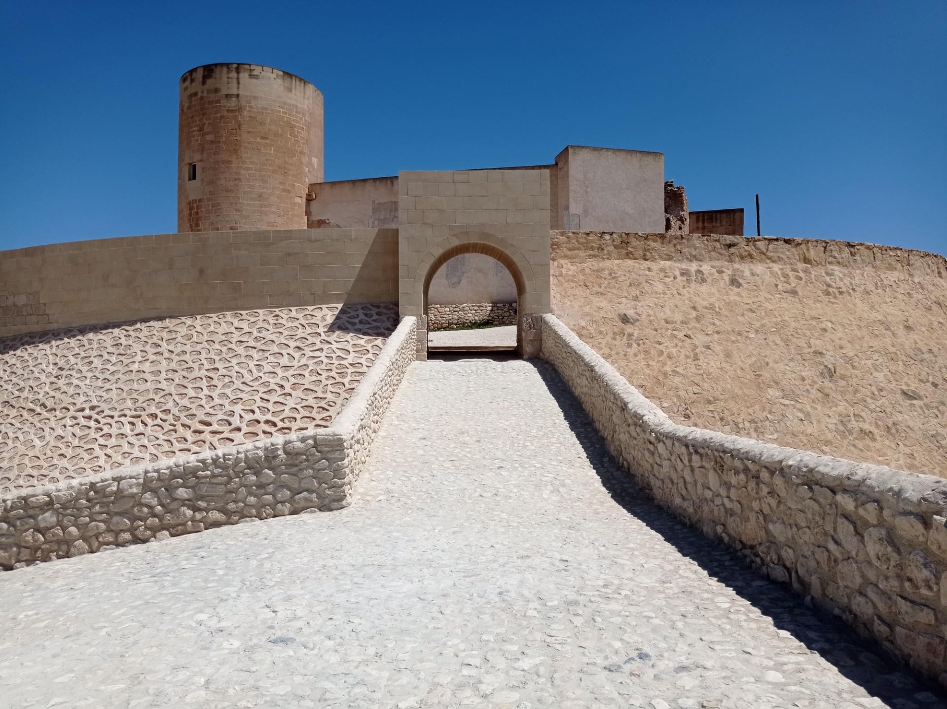 Castillo-Palacio de Elda: aprueban su restauración
