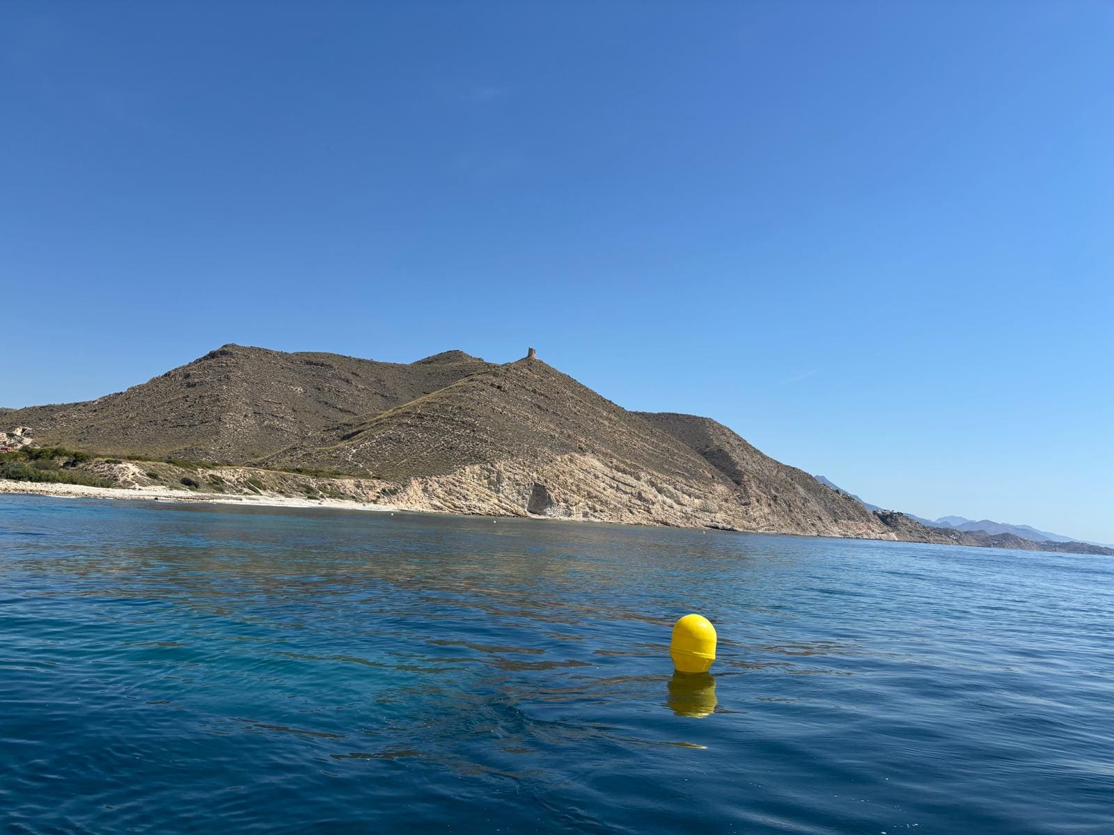 El Campello comienza a balizar sus playas y calas aprovechando el buen ...
