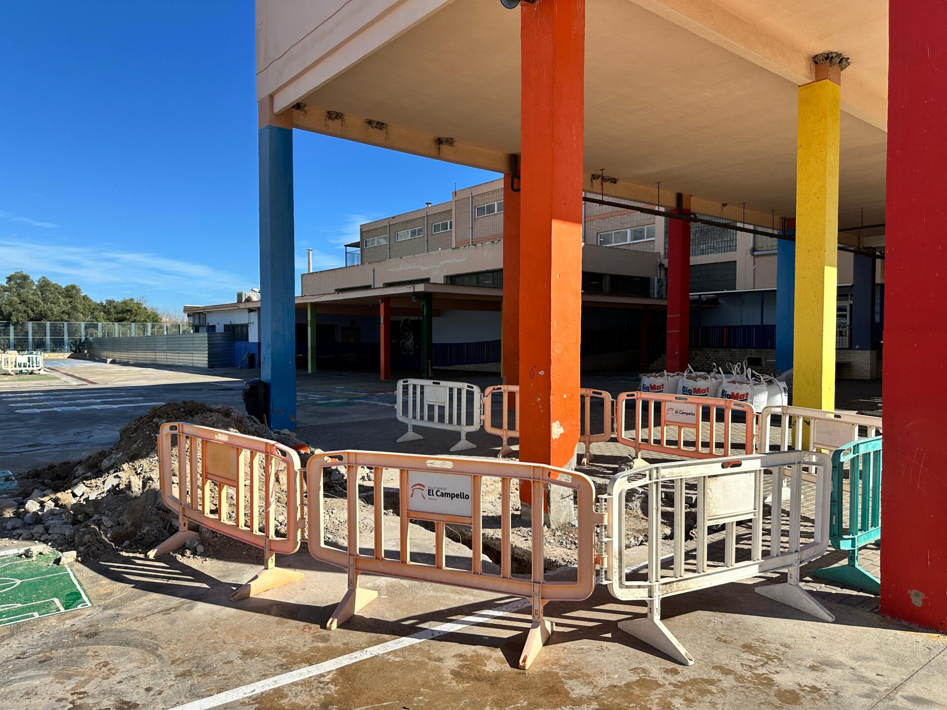 The renovation of the CEIP Rafael Altamira school is progressing in El ...