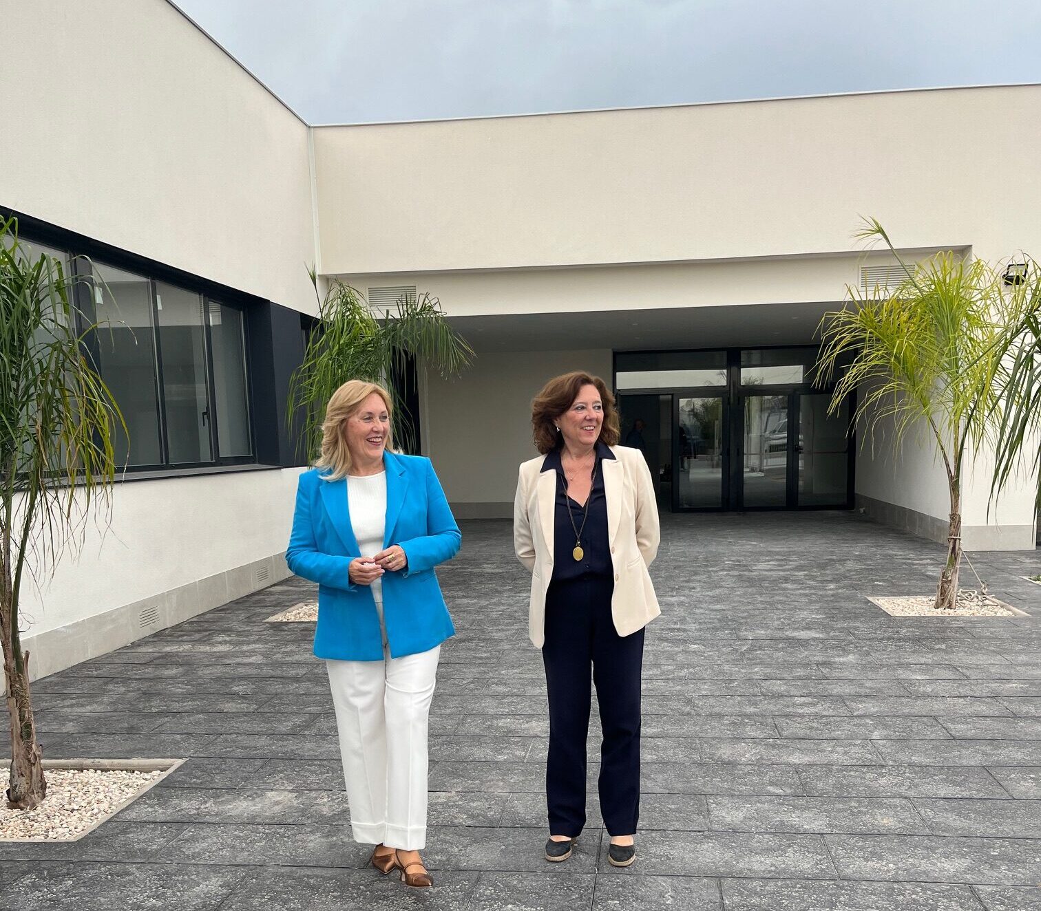 Almoradí opens the new CEIP nº 4 to families - Diario de Alicante